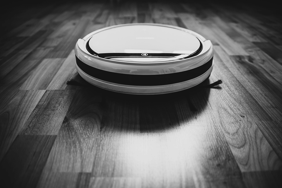 Robotic vacuum for hardwood floors store